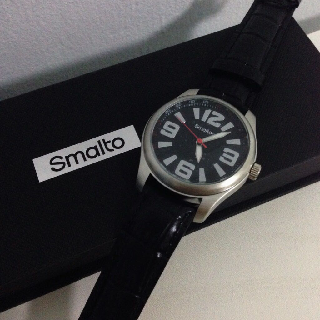 Smalto Quartz Watch, Mobile Phones & Gadgets, Wearables & Smart Watches ...