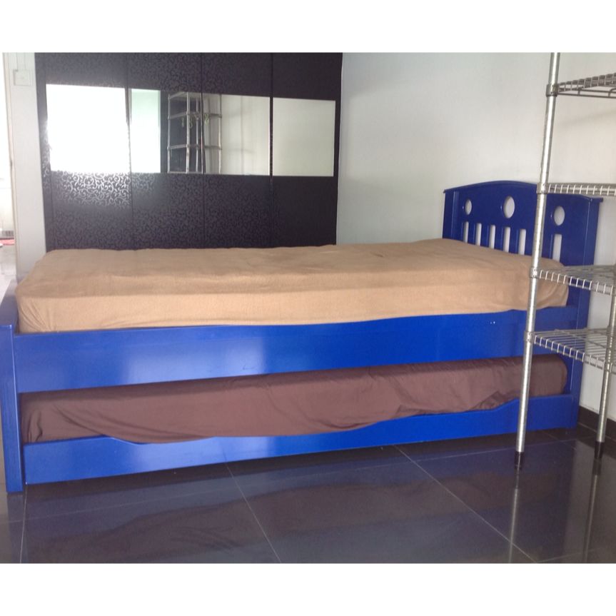 Single Bed With Pull Out Bottom Bed., Furniture & Home Living ...