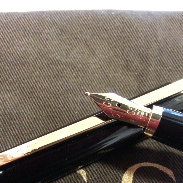 Gucci fountain pen, Luxury on Carousell