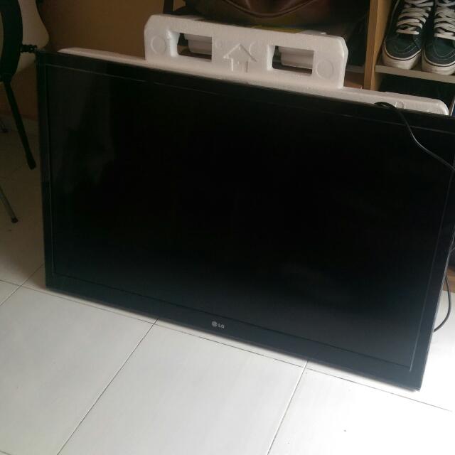 Used One Year+ old LG 47inches Smart Tv , Computers & Tech, Parts ...