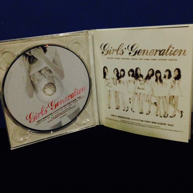 Girls Generation [The First Mini Album - Gee], Hobbies & Toys ...