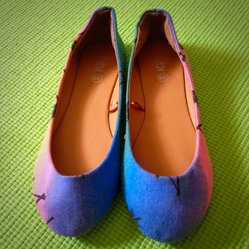 RUBI Flats, Women's Fashion, Footwear, Flats on Carousell