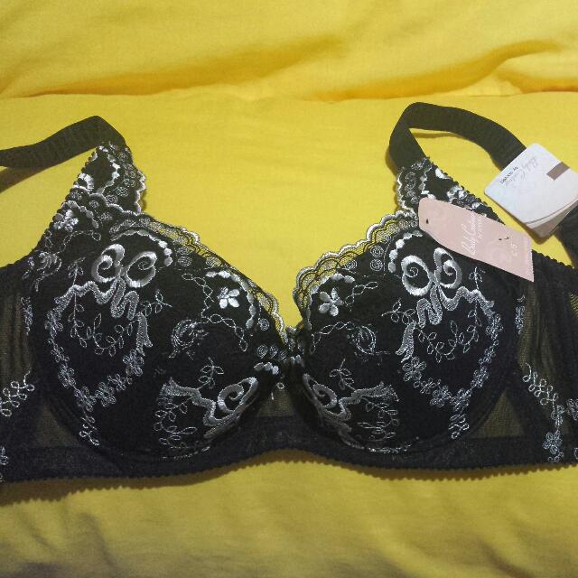 BNWT Sorella Body Contour, Women's Fashion, New Undergarments ...