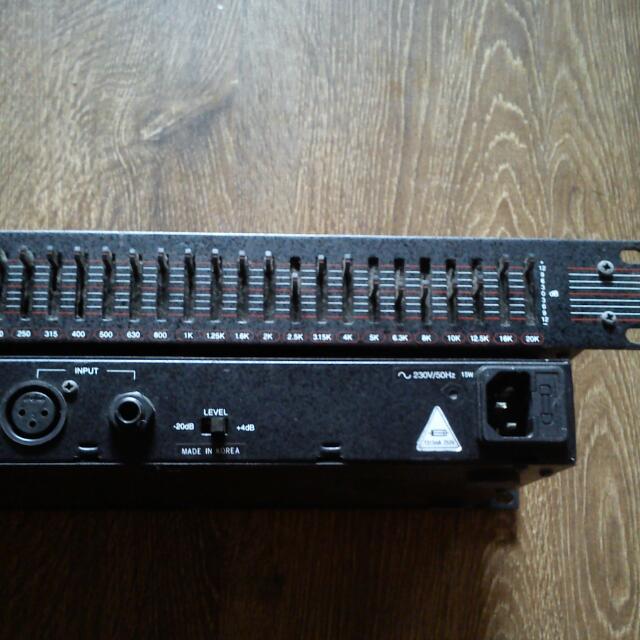 2x Soundtech Q310 Graphic Equalizer *Professional 1U Rack-Mount 31 ...