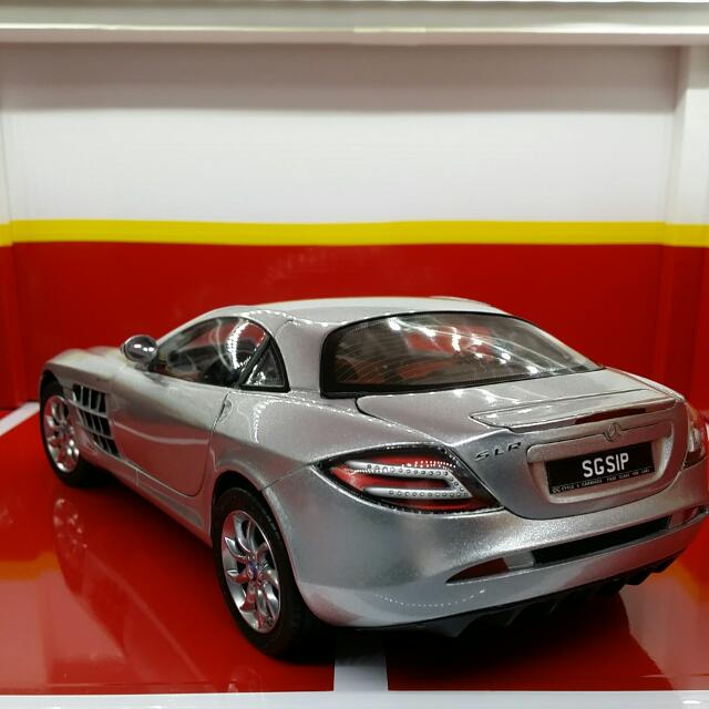 CMC Models 1:18 Mercedes-benz SLR McLaren (Laurit Silver) Dealer Version, Hobbies & Toys, Toys ...