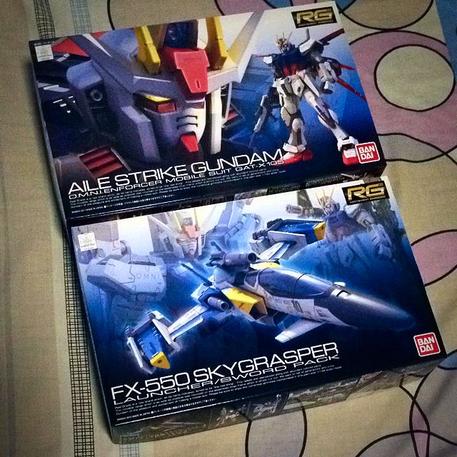 RG Aile Strike Gundam & Sky Grasper Launcher/Sword Pack, Hobbies & Toys ...
