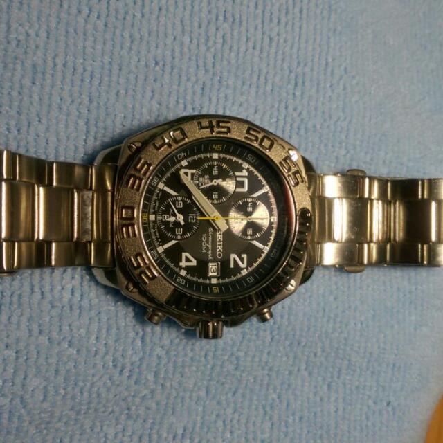 Seiko Quartz , Luxury, Watches on Carousell