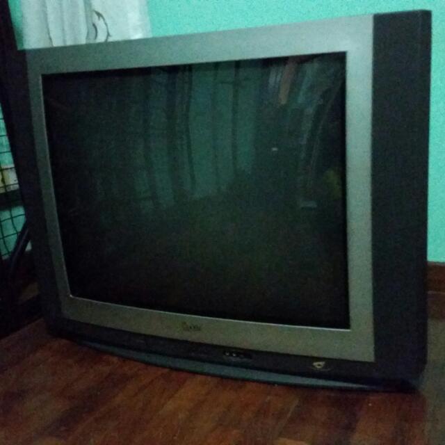 LG 29" CRT TV, TV & Home Appliances, Kitchen Appliances, Wine Cellar & Storage on Carousell