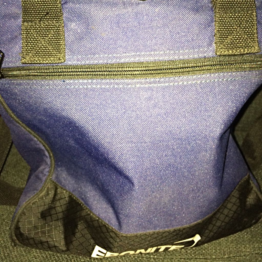 Columbia 300 Jinx 14LBS bowling ball, Sports Equipment, Sports & Games ...