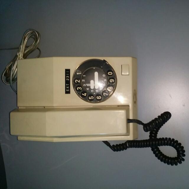 Vintage Singtel Phone In The 70s, Hobbies & Toys, Memorabilia ...