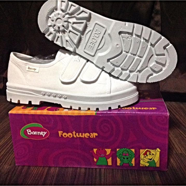 Barney White School Shoe, Babies & Kids, Babies & Kids Fashion on Carousell