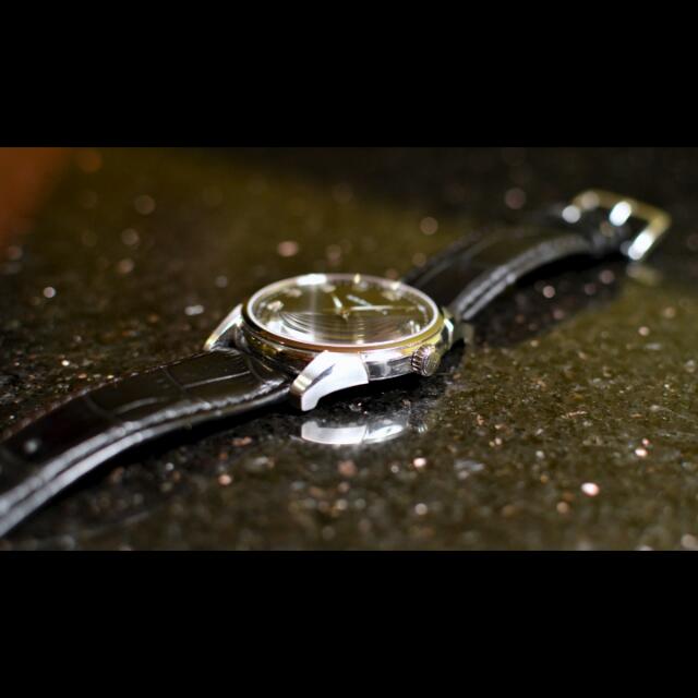 Hamilton Linwood 38mm BLACK , Mobile Phones & Gadgets, Wearables ...