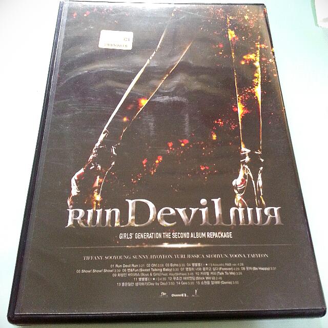 Girls' Generation Run Devil Run Album, Hobbies & Toys, Memorabilia ...