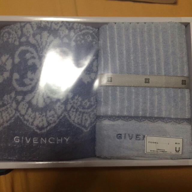 Givenchy Hand Towels, Everything Else on Carousell