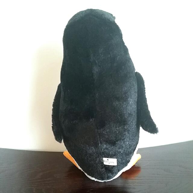 Universal Studios Penguins Of Madagascar Skipper Plush, Hobbies & Toys ...