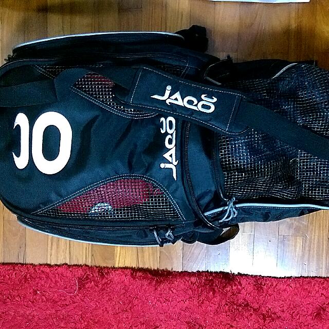 Jaco Vented Convertible Equipment Bag, Men's Fashion, Bags, Belt bags ...