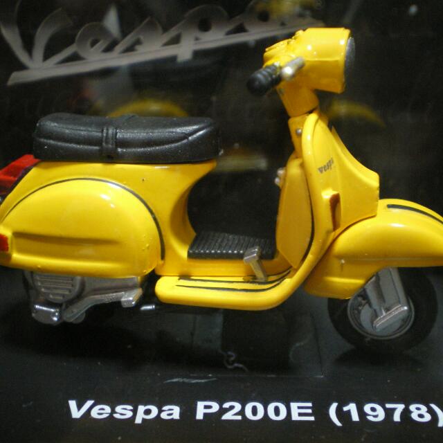 Vespa Full Set Vintage Antique, 1:32 Scale Ratio Die Cast of actual ...