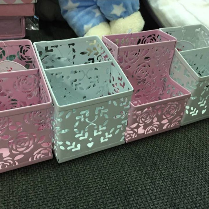 Daiso holders X4, Furniture & Home Living, Home Improvement ...