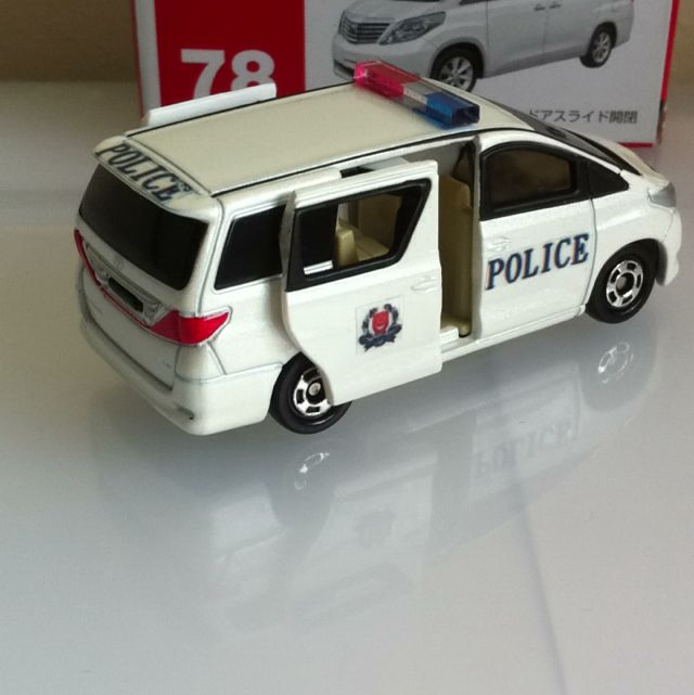 (Reserved) Tomica Singapore Police Toyota Alphard, Hobbies & Toys, Toys ...
