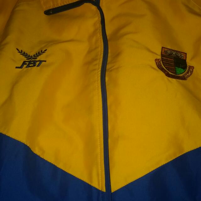 Preloved Cedar Girls Secondary School Cgss Track and Field Fbt Track ...