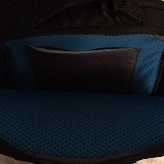 BNWT Alienware Vindicator 18" Backpack, Computers & Tech, Parts ...