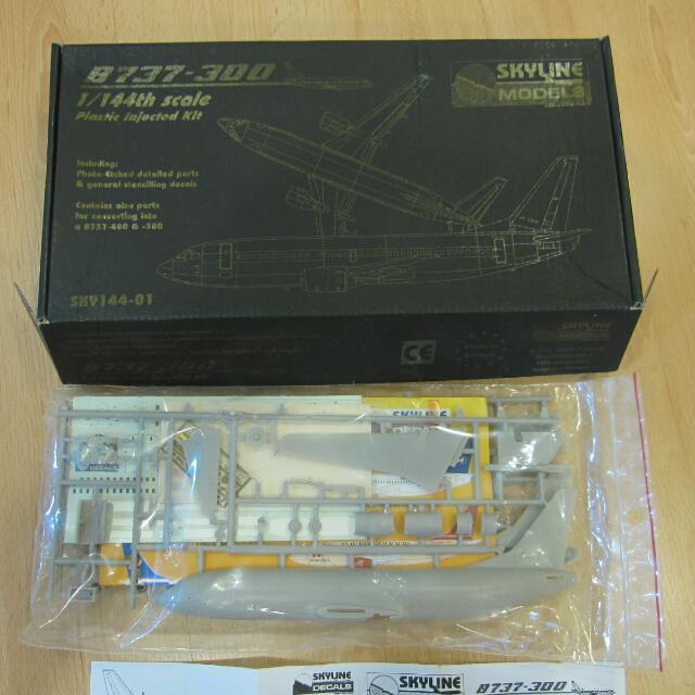 1:144 Boeing 737-300 Daco Skyline Plastic Model Kit, Hobbies & Toys ...