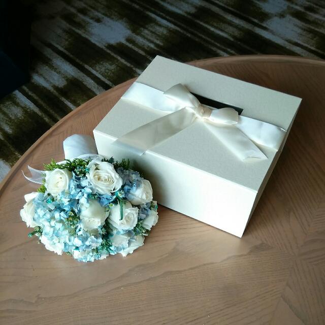 Wedding Ang Bao Box, Women's Fashion, Jewelry & Organisers, Accessory ...