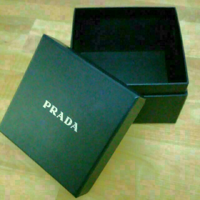 PRADA BOX , Luxury, Bags & Wallets on Carousell