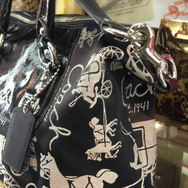 Authentic Coach Bag 2nd Hand , Women's Fashion, Bags & Wallets, Cross ...