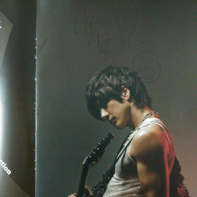 Lee Hom Signature, Hobbies & Toys, Collectibles & Memorabilia, Fan ...