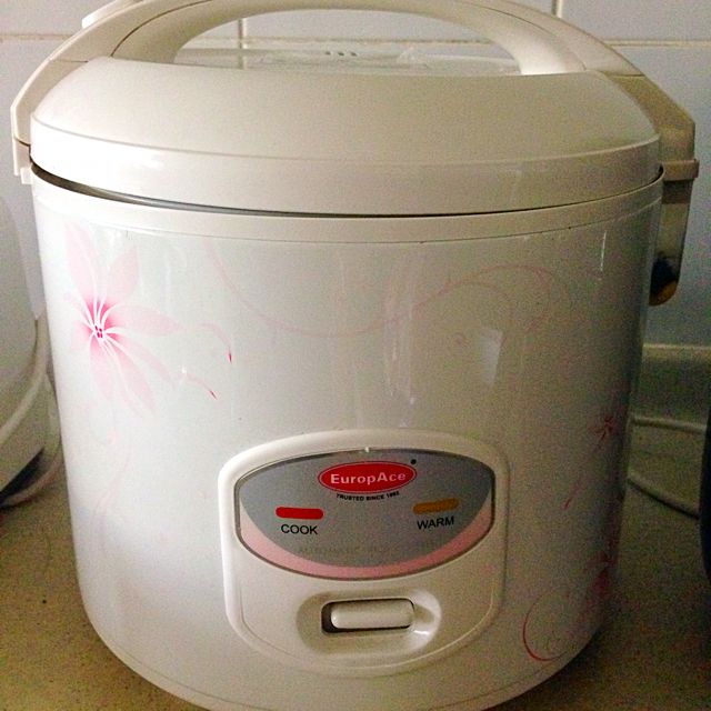 EuropAce Rice Cooker 1.8L, Furniture & Home Living, Gardening, Pots ...
