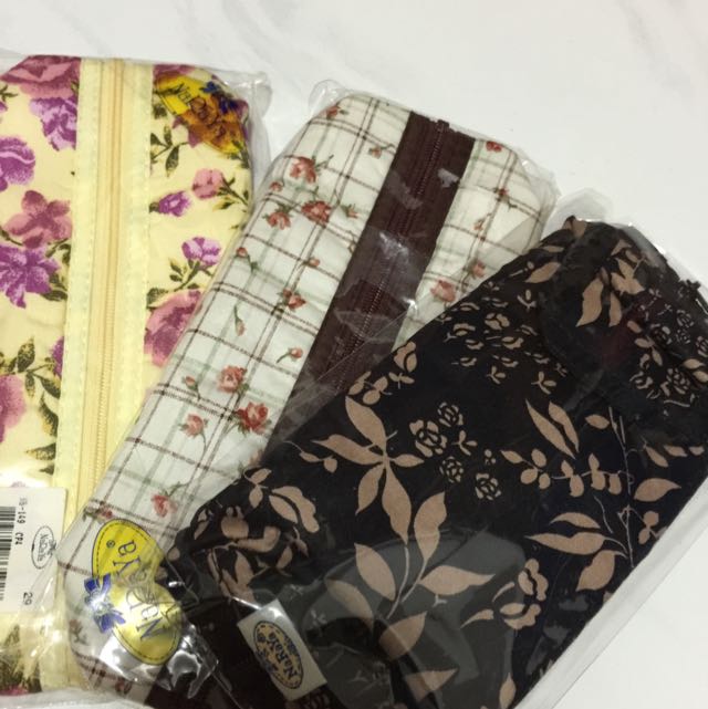 Brand New Naraya Pouches, Women's Fashion, Bags & Wallets, Purses ...