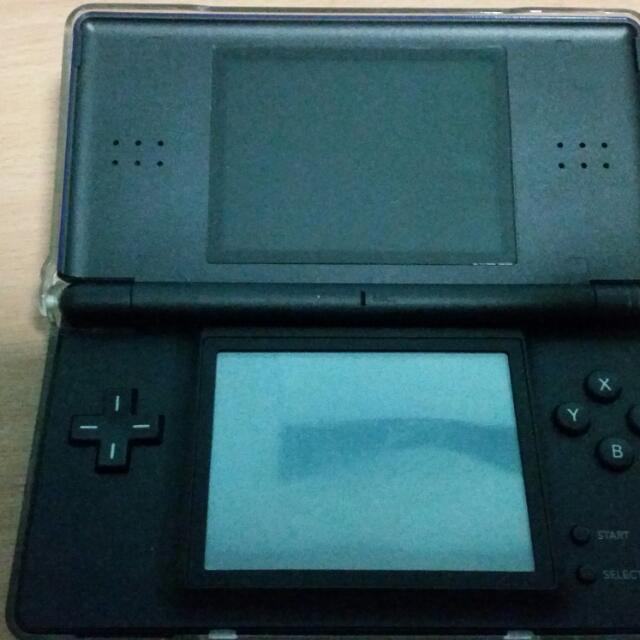 Ds Lite Blue With Black Base. +r4i With Games, Hobbies & Toys, Toys ...