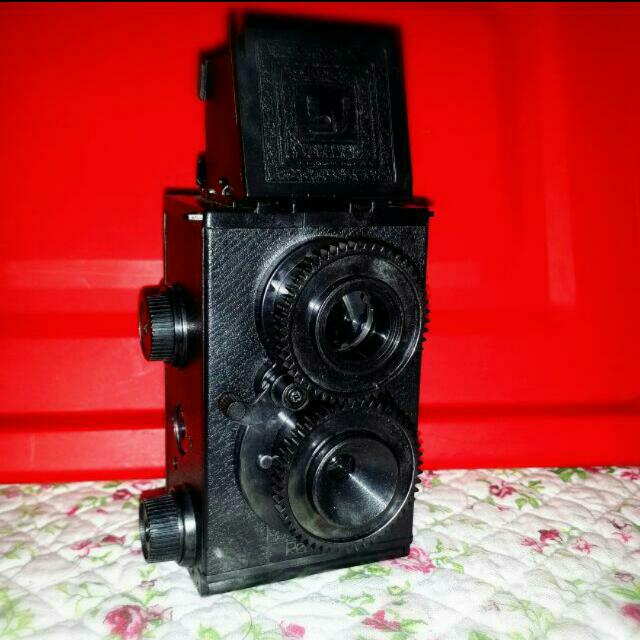Recesky DIY Twin Lens Reflex Lomo Camera, Photography, Cameras on Carousell