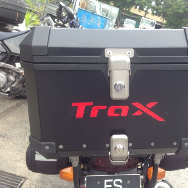 Trax Rear Rack, Cars on Carousell
