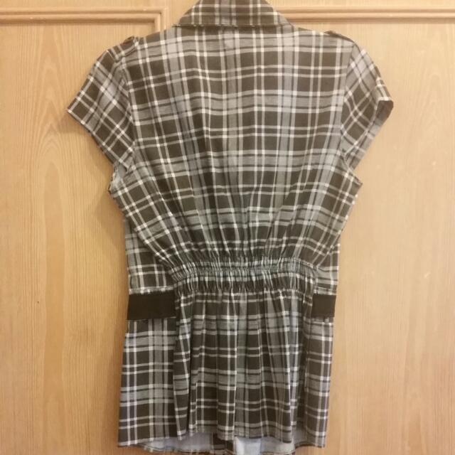 Navy Blue Checkered Top, Women's Fashion, Tops, Sleeveless on Carousell