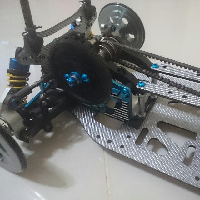 TAMIYA TA04 TRF White Carbonized (SSG Clean Chassis) , Hobbies & Toys ...