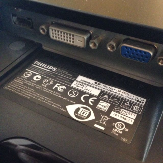 Philips 224EL LED 22' Monitor with HDMI port and Built-in Speakers ...