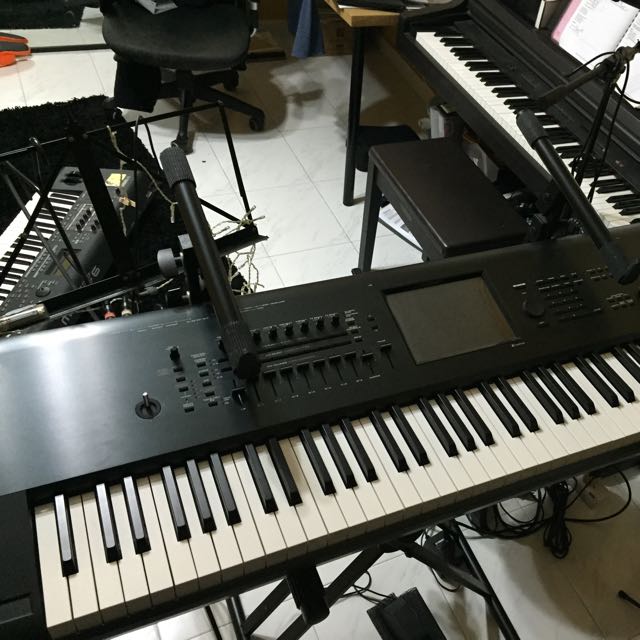KORG KRONOS X88 Synth keyboard, Hobbies & Toys, Music & Media, Musical ...