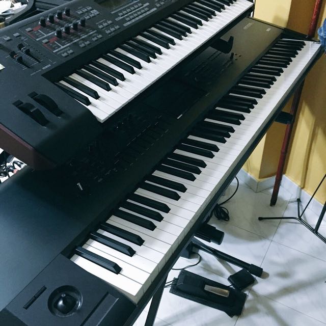 KORG KRONOS X88 Synth keyboard, Hobbies & Toys, Music & Media, Musical ...