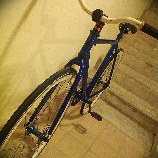 ELECTRIC BLUE FIXIE BIKE , Sports Equipment, Bicycles & Parts, Bicycles ...