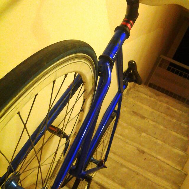 ELECTRIC BLUE FIXIE BIKE , Sports Equipment, Bicycles & Parts, Bicycles ...