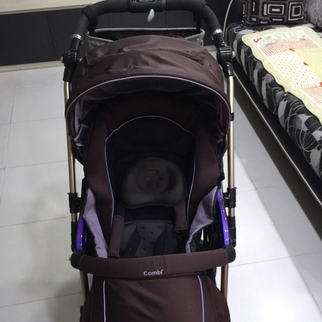 Combi Miracle Turn Elite Stroller, Babies & Kids, Going Out, Strollers on Carousell