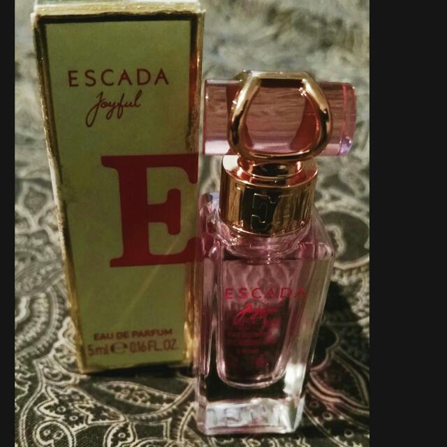 Escada Joyful Perfume Mini Deluxe Size 5ml, Beauty & Personal Care ...