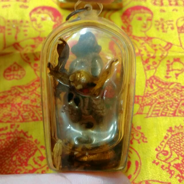 Thai Amulet Chuchok In Oil, Men's Fashion, Muslim Wear, Accessories on ...