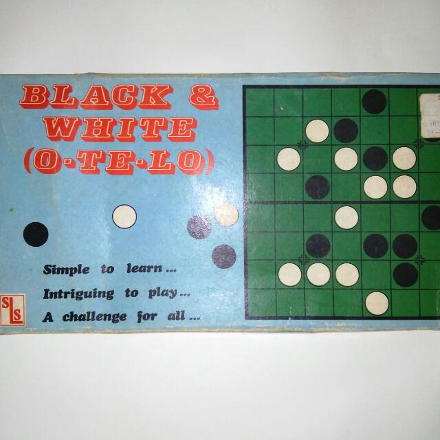 Othello Black And White Board Game, Hobbies & Toys, Toys & Games on ...