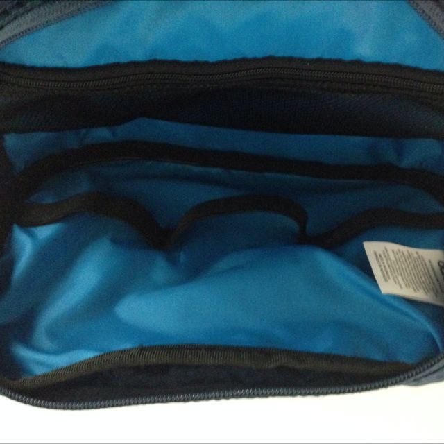 Adidas Wash Kit, Men's Fashion, Activewear on Carousell