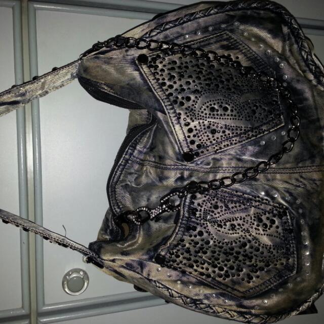 Hum.Phry Bag, Luxury, Bags & Wallets on Carousell