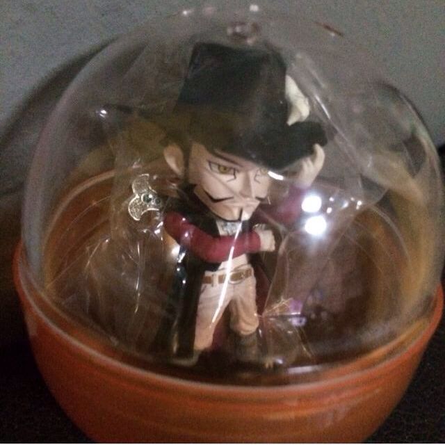 Dracule Mihawk One Piece Gashapon/Gachapon, Hobbies & Toys, Toys ...