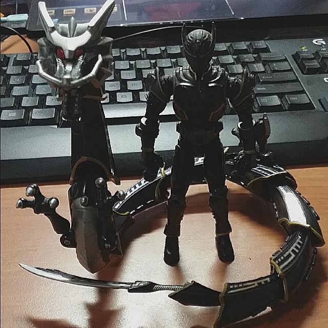 Kamen Rider Ryuki R&M - Kamen Rider Ryuga & Dragblacker, Hobbies & Toys ...